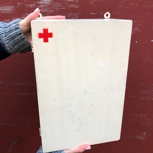 Vintage First Aid Kit, Red Cross, Medical Box, Soviet Wooden Wall ...