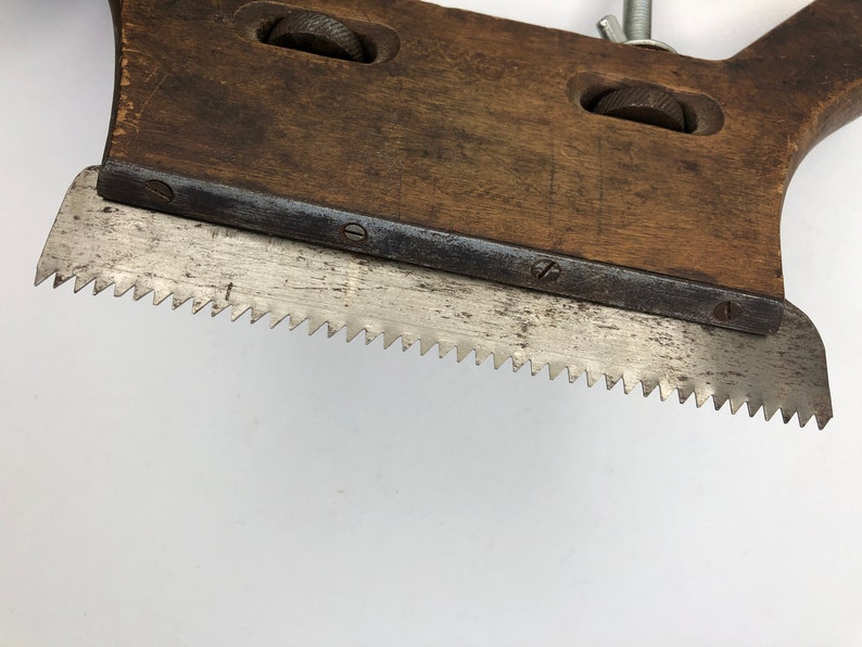 Vintage Carpentry Saw Small Hand Saw Old Carpentry Tool - Etsy