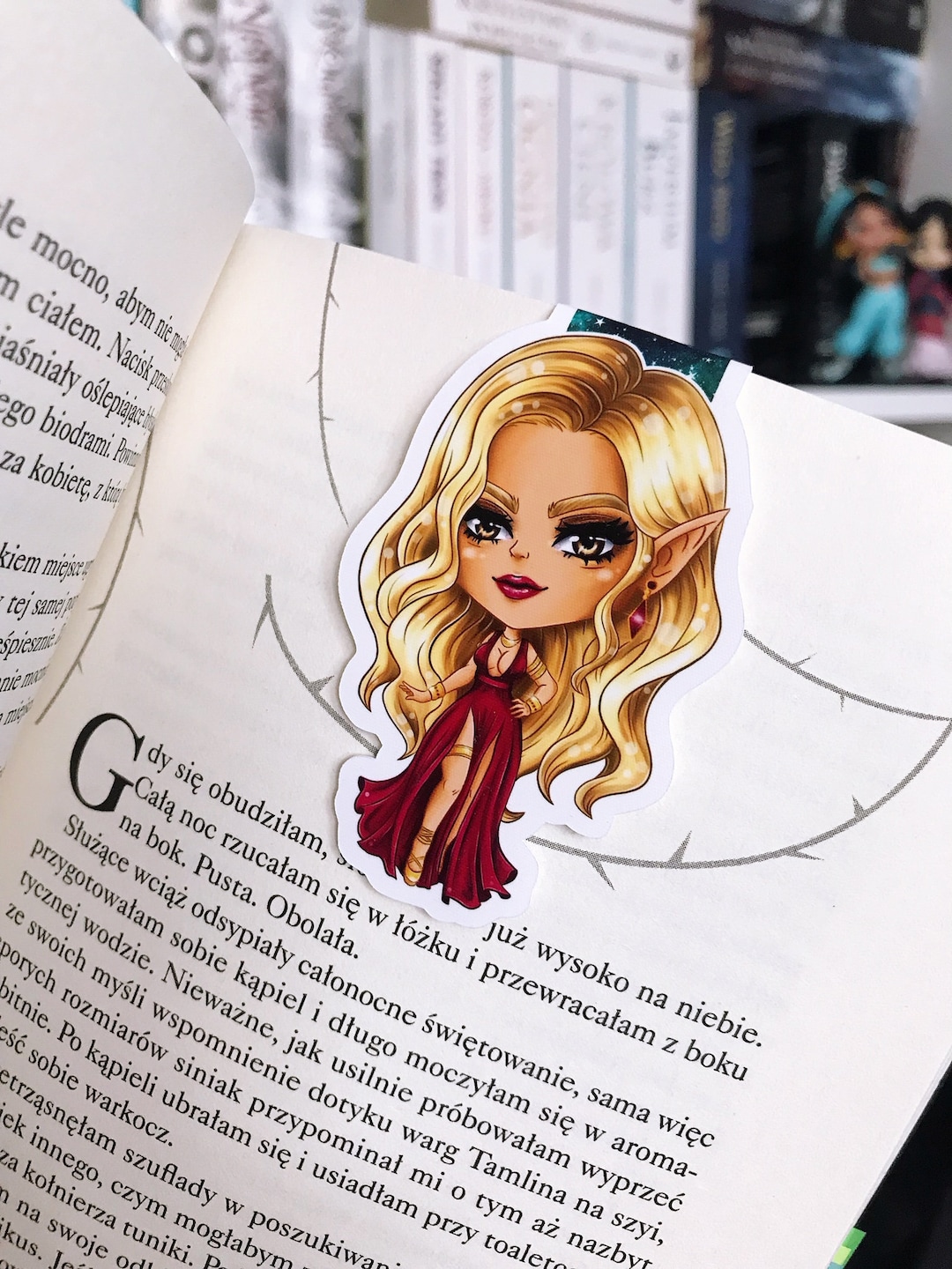 Morrigan ACOTAR Old Version Magnetic Bookmark - Etsy