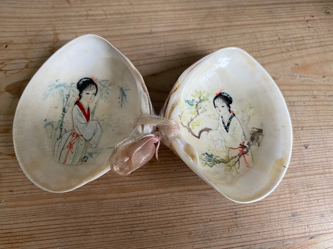 Rare Japanese Kaiawase Painted Shells - Etsy