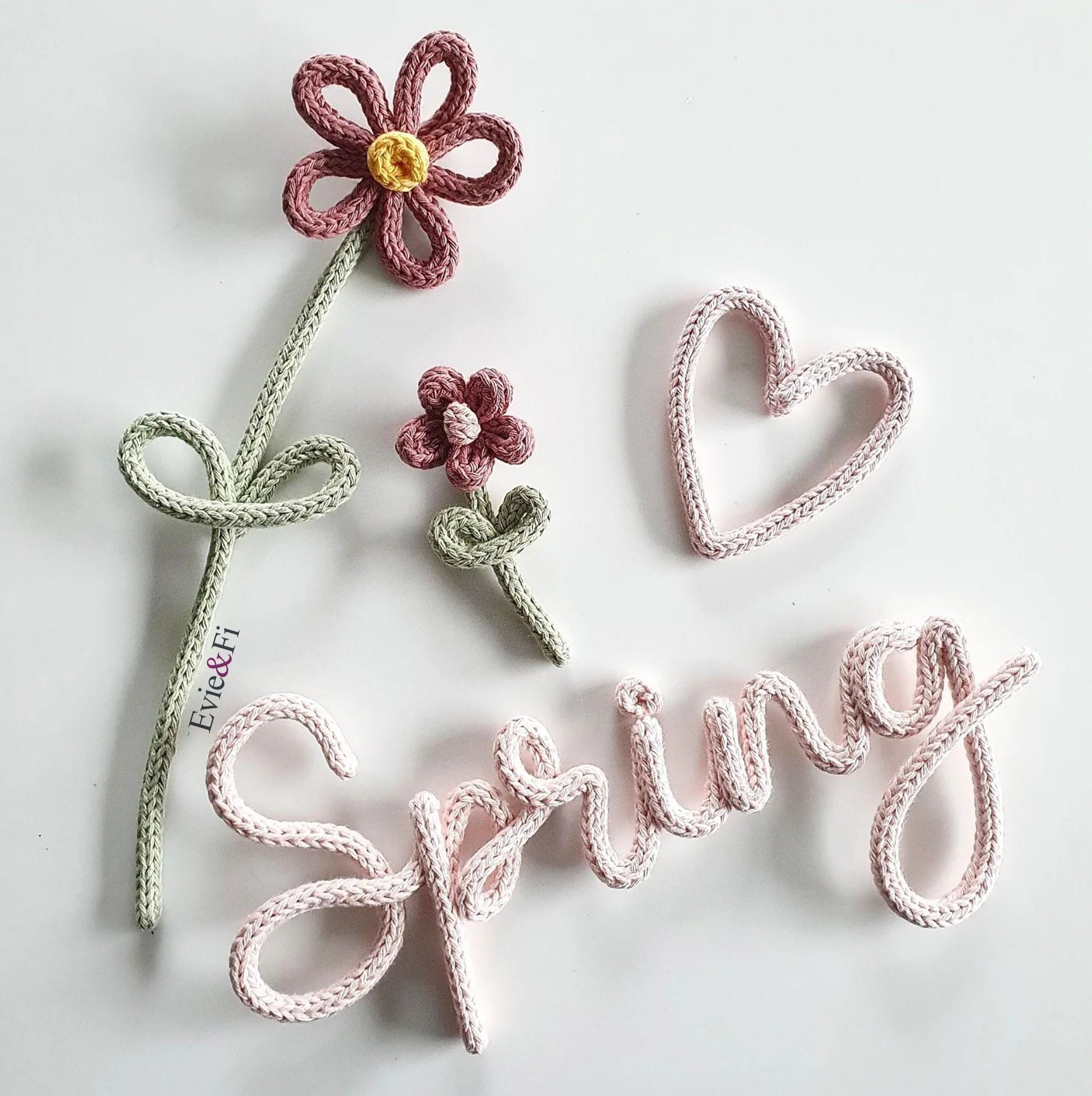 Mini Knitted Wire Word Custom Wire Sign Photo Prop Wool - Etsy UK