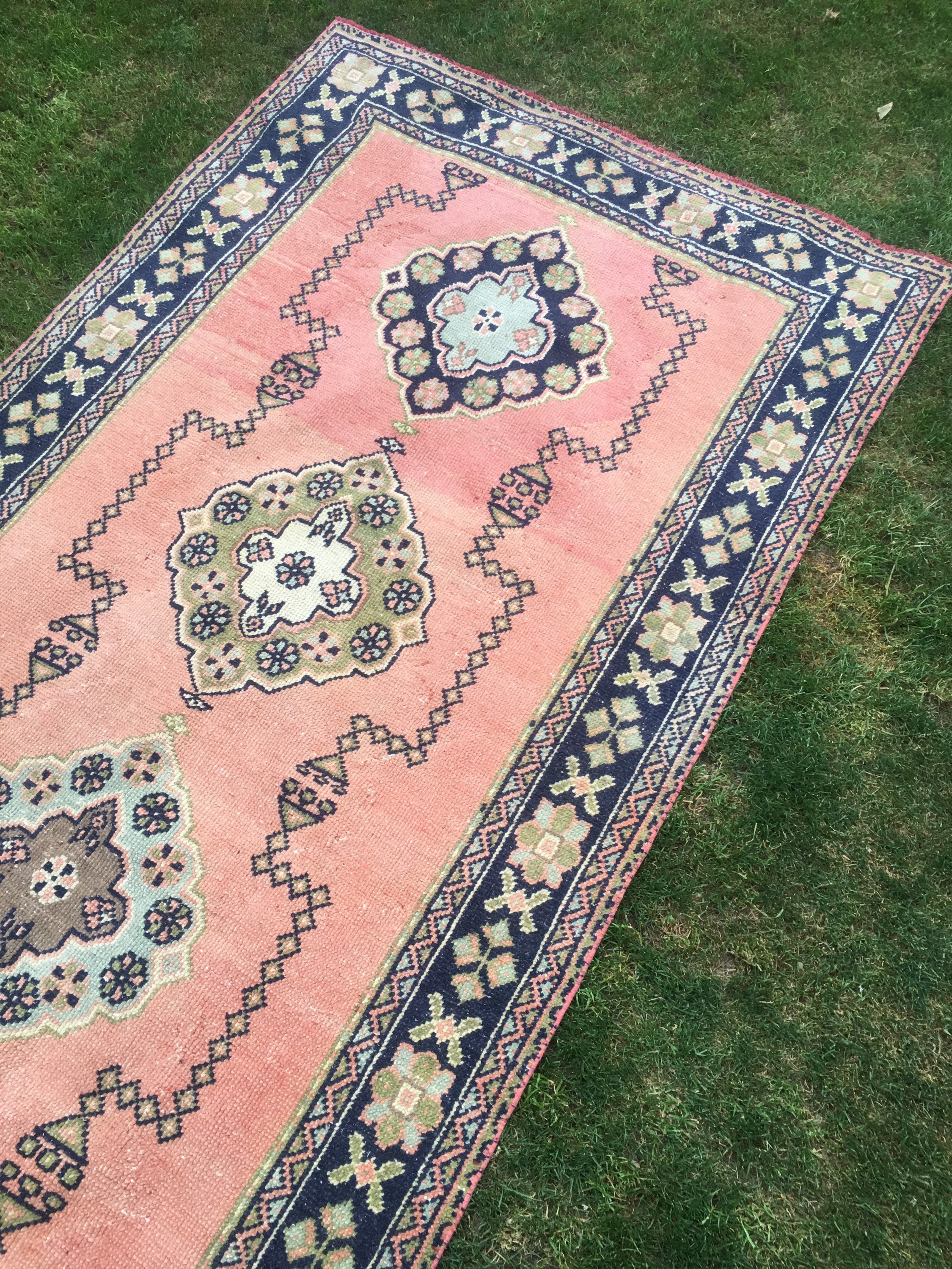 Farmhouse Vintage Runner RugRunner RugFREE SHIPPINGTurkish | Etsy