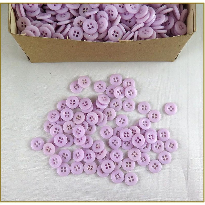 Light Purple Buttons - Etsy
