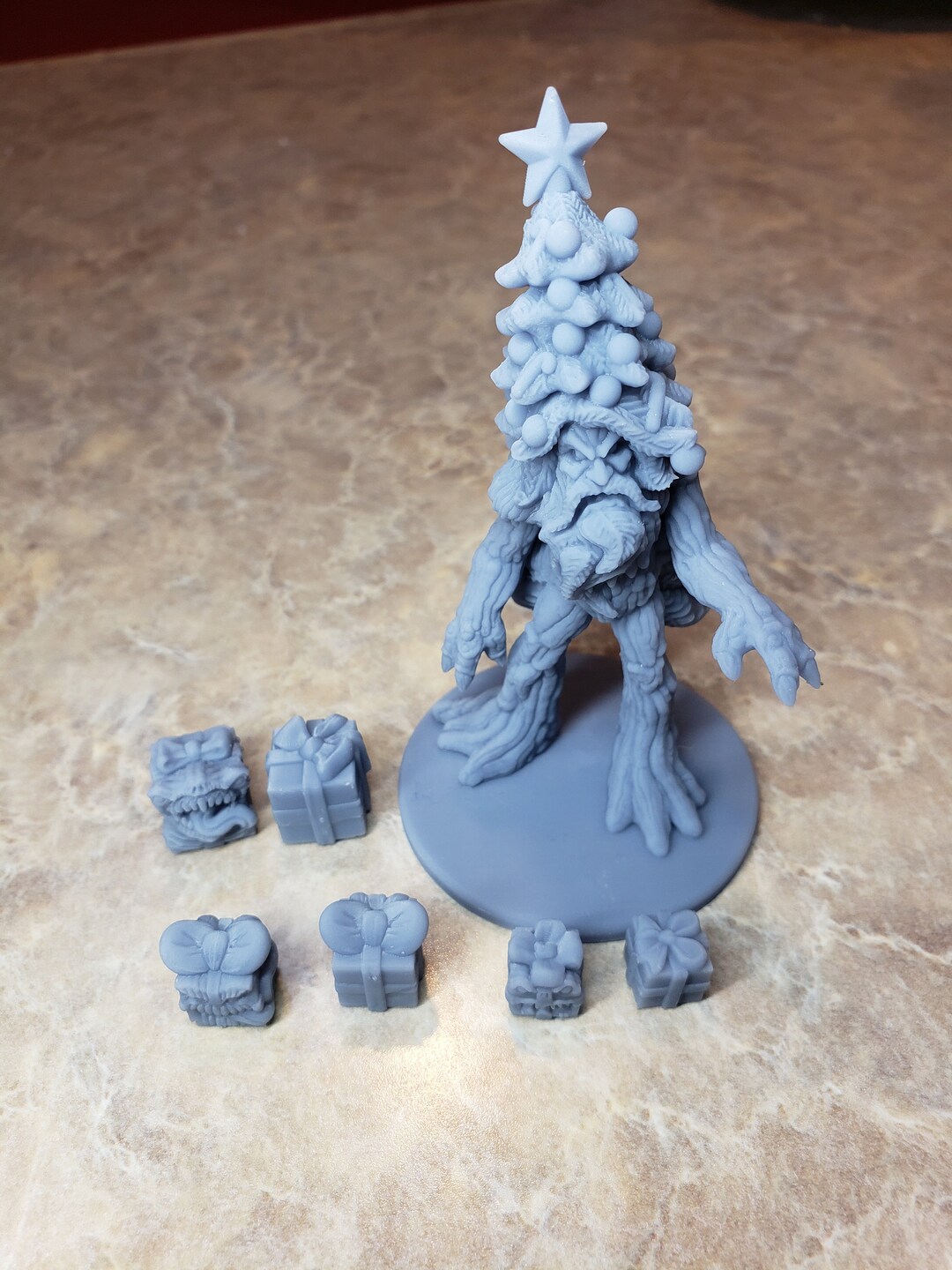 Evil Christmas Tree Treant 84mm Miniature + 3 Mimics - Etsy