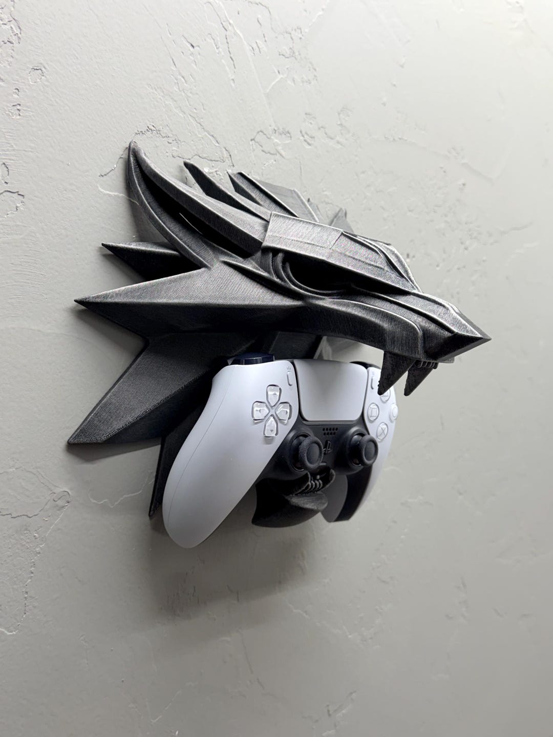 The Witcher Wolf Head and Controller Holder. Wall Mounted - Etsy