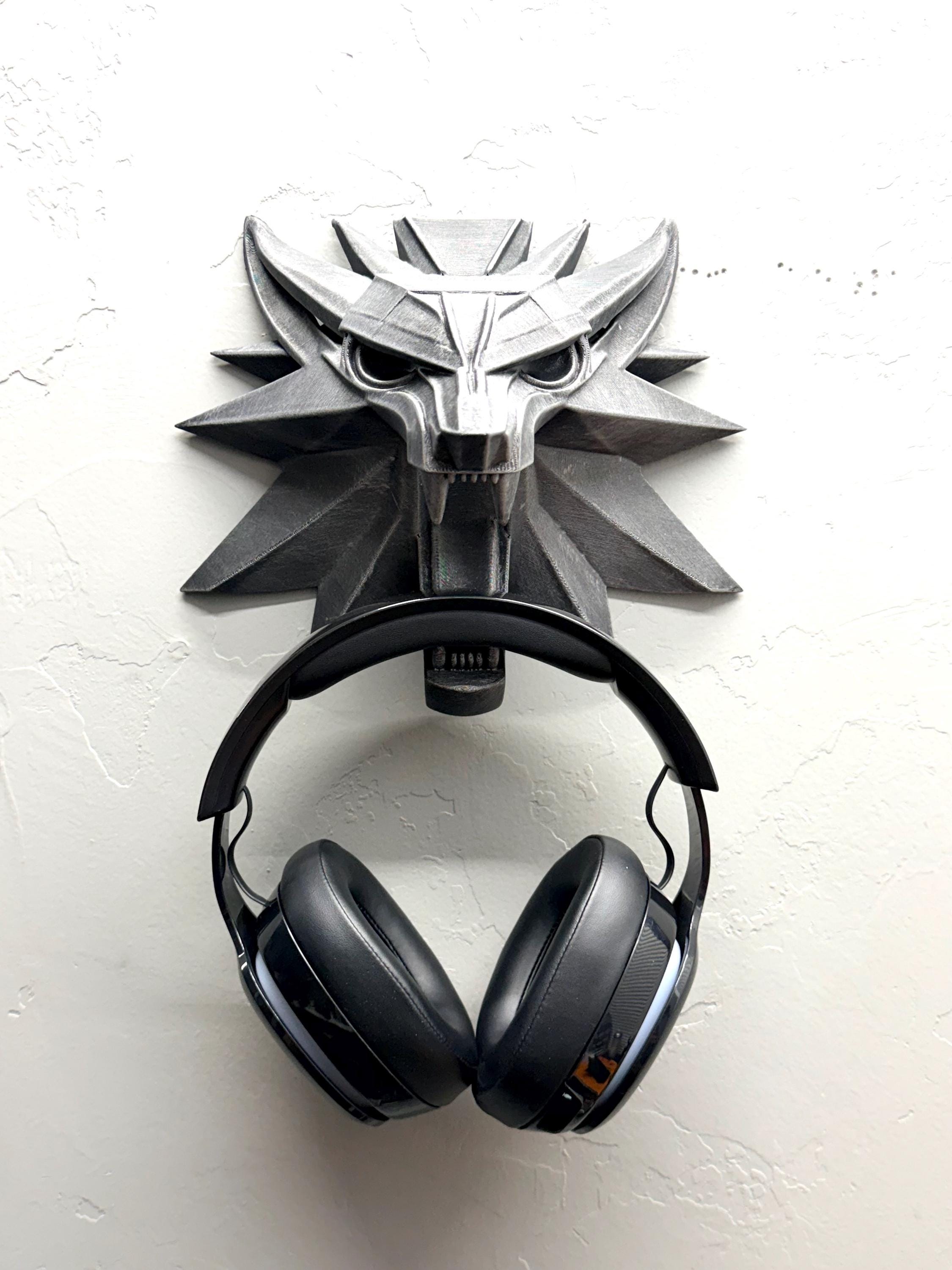 The Witcher Wolf Head and Controller Holder. Wall Mounted - Etsy