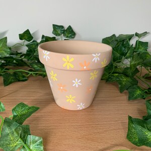 4.5” Hand-painted Flower Pot - Orange and Yellow Daisy Planter - Etsy