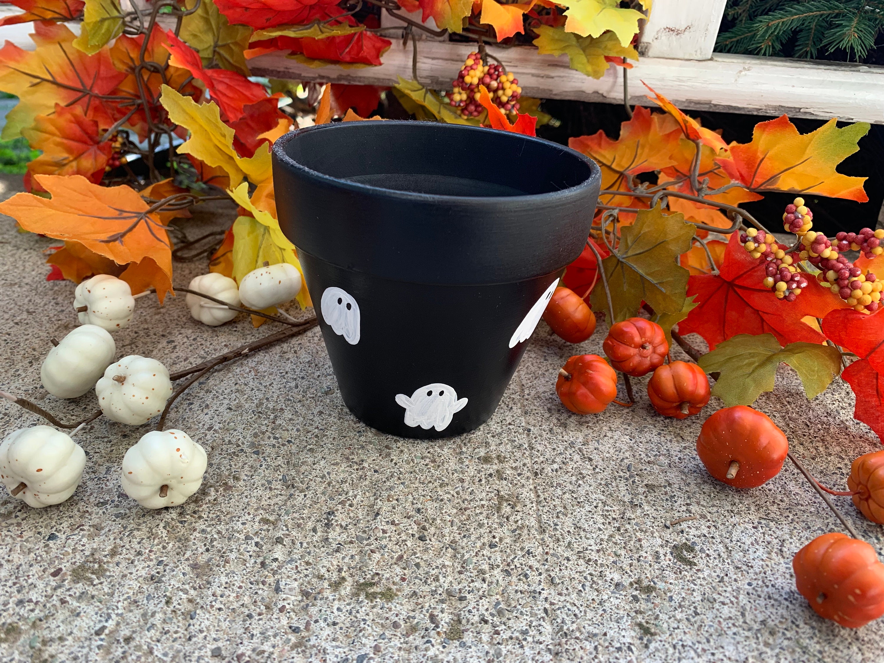 4.5” Hand-painted Flower Pot- Ghost Halloween Print - Etsy