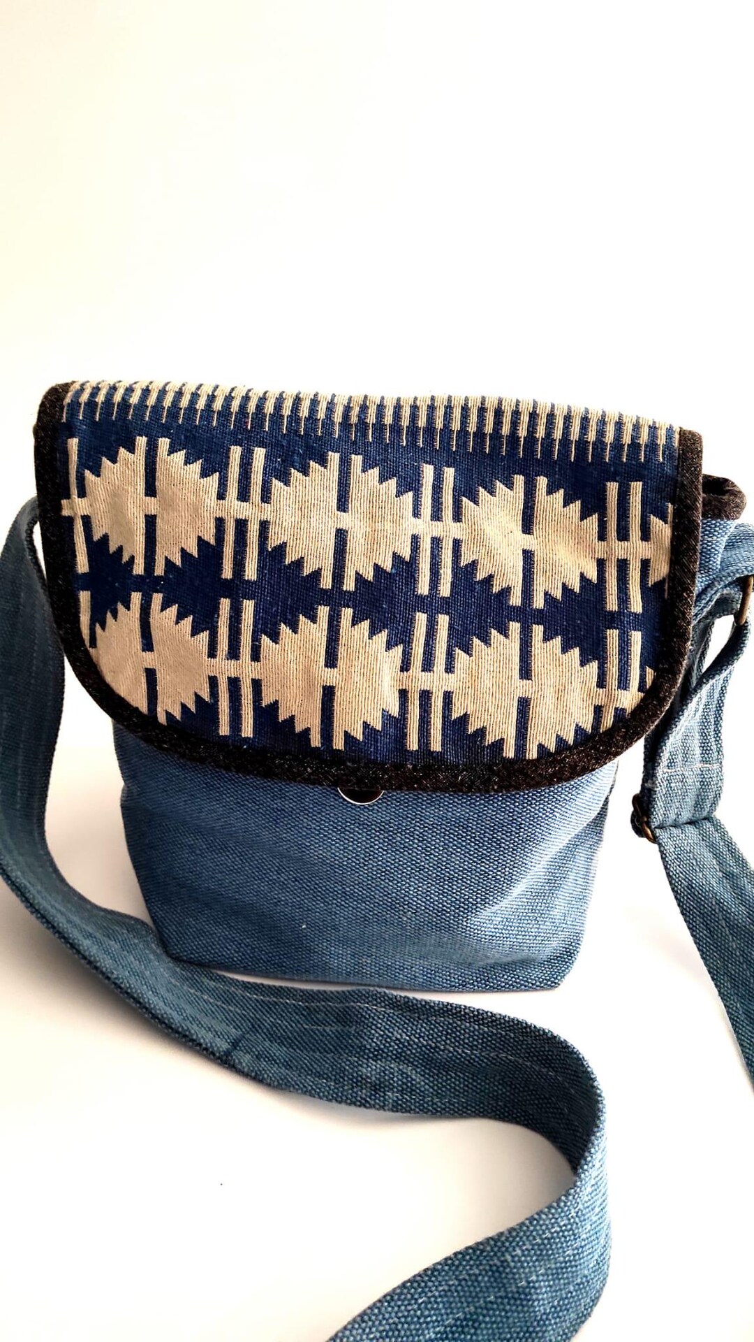 Small Crossbody Drawstring Shoulder Bag / Boho Hippie Design Bag ...