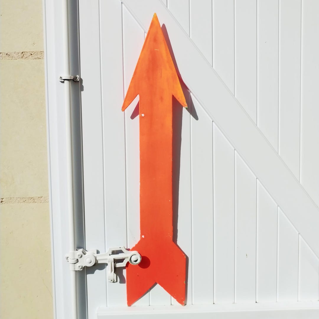 Salvaged Metal Sign, French Vintage Arrow Sign, to Upcycle for Garden ...