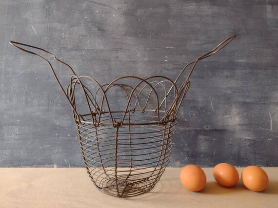 French Wire Eggs Basket Vintage Rustic Farmhouse Kitchen - Etsy