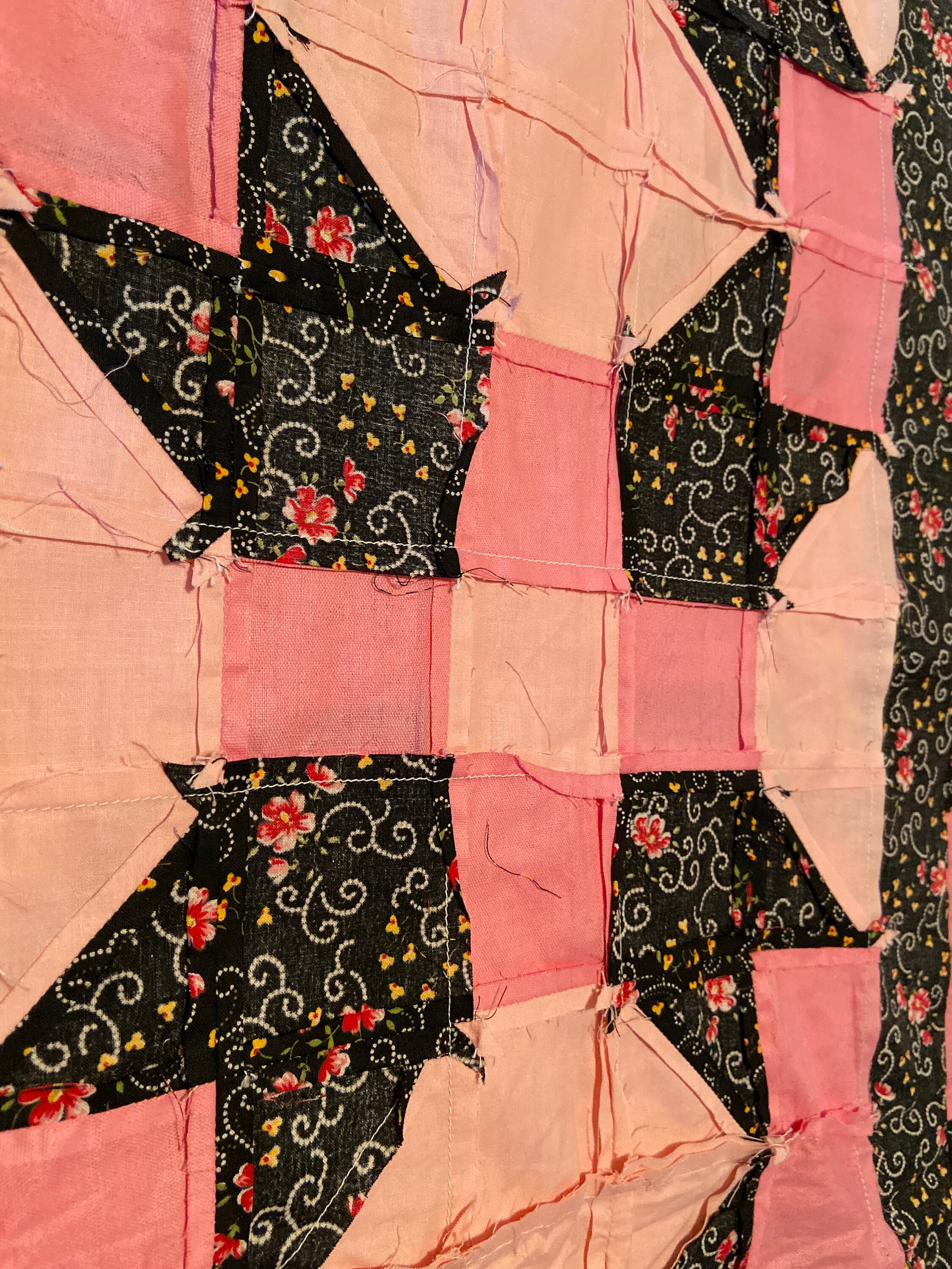 Pink and Black VINTAGE Quilt Top 1970s/1980s Vintage QUILT TOP Free ...