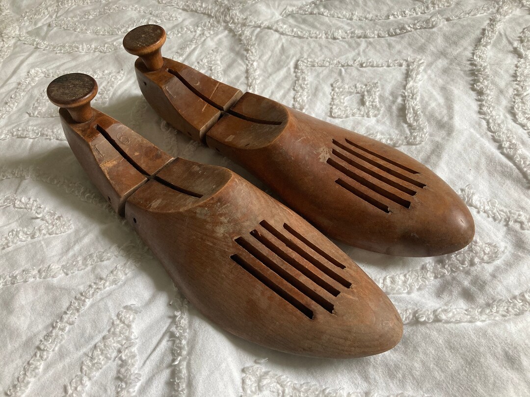 Set of 2 Vintage Wooden Shoe Forms / Shoe Lasts / Vintage Rustic ...