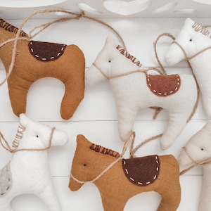 Linen Horse Garland, Scandinavian Garland, Farmhouse Decoration, Horse ...