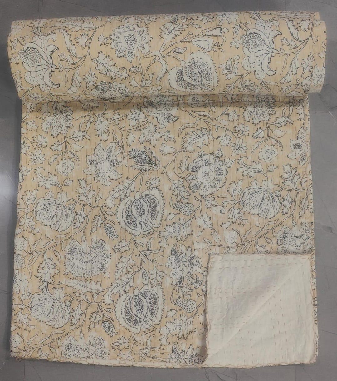 Kantha Quilt Beige King Size Queen Size King Size Block Print Quilted ...