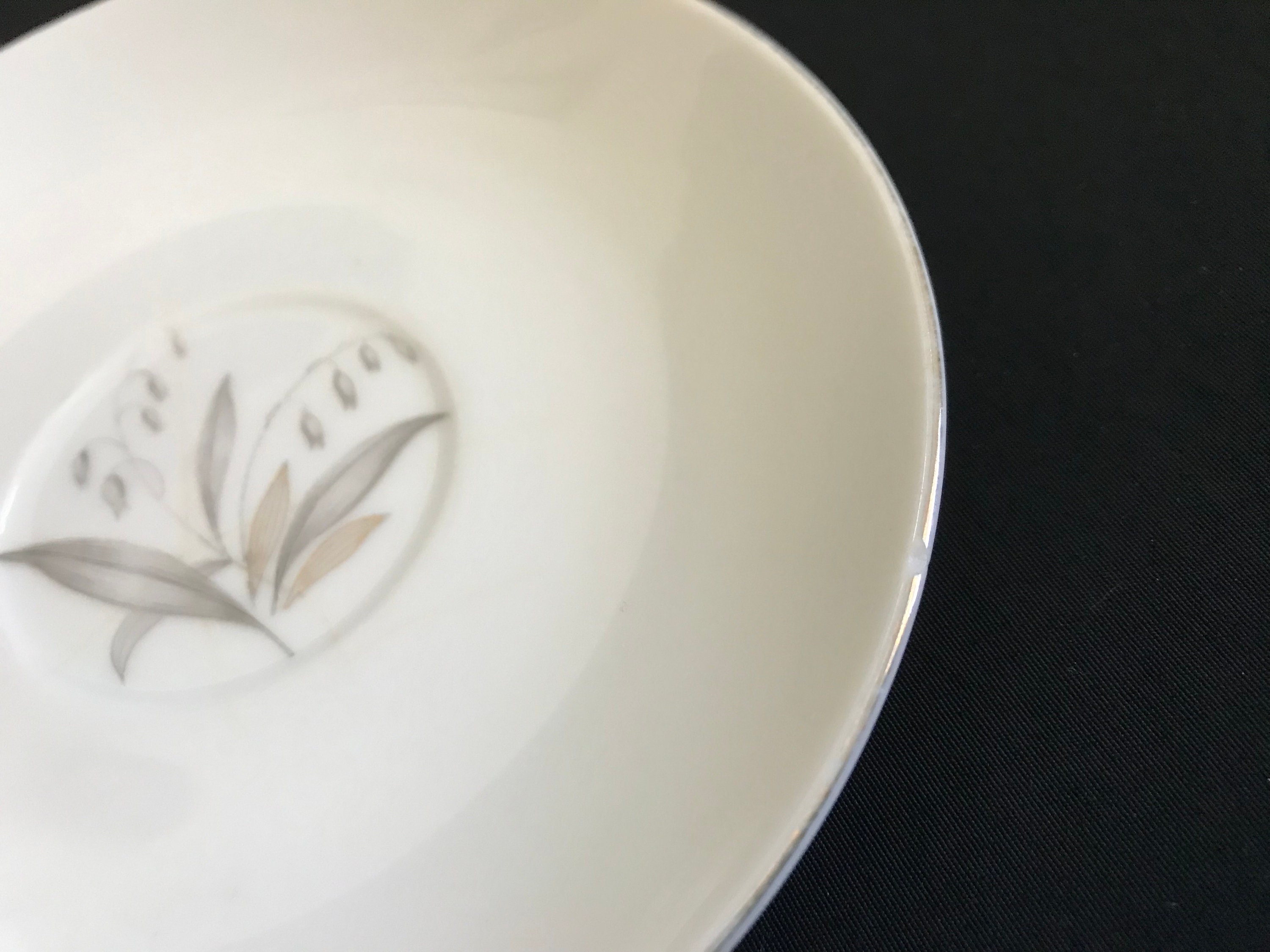 Three Kaysons Fine China Golden Rhapsody Saucer Plates - Etsy