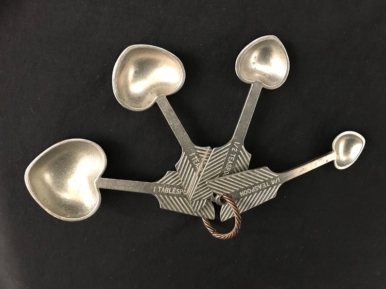 1998 Beehive Pewter Heart Shaped Measuring Spoons With Copper Ring - Etsy