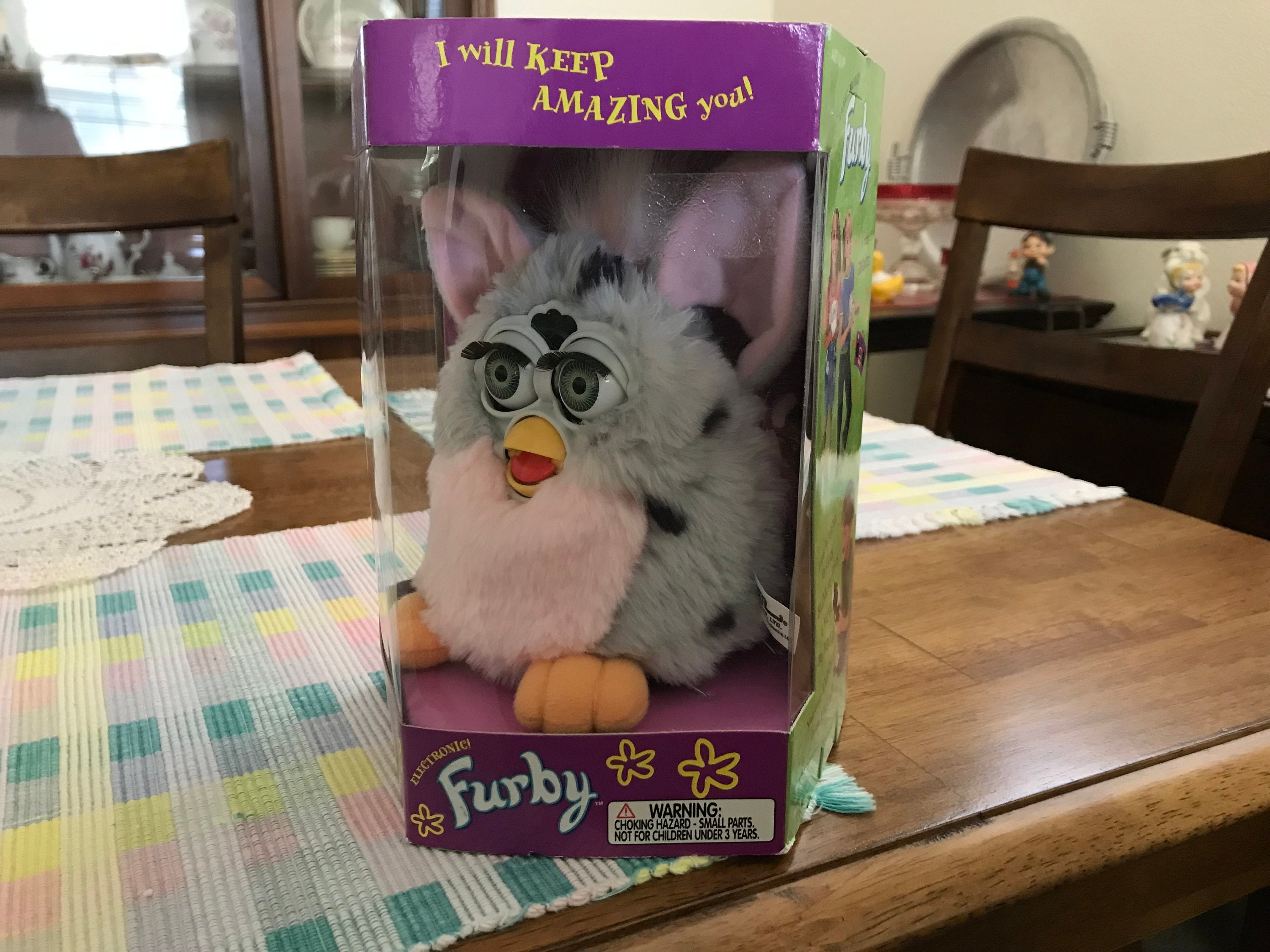 1998 Electronic First Series Green Eyed Leopard Furby in Unopened Box ...