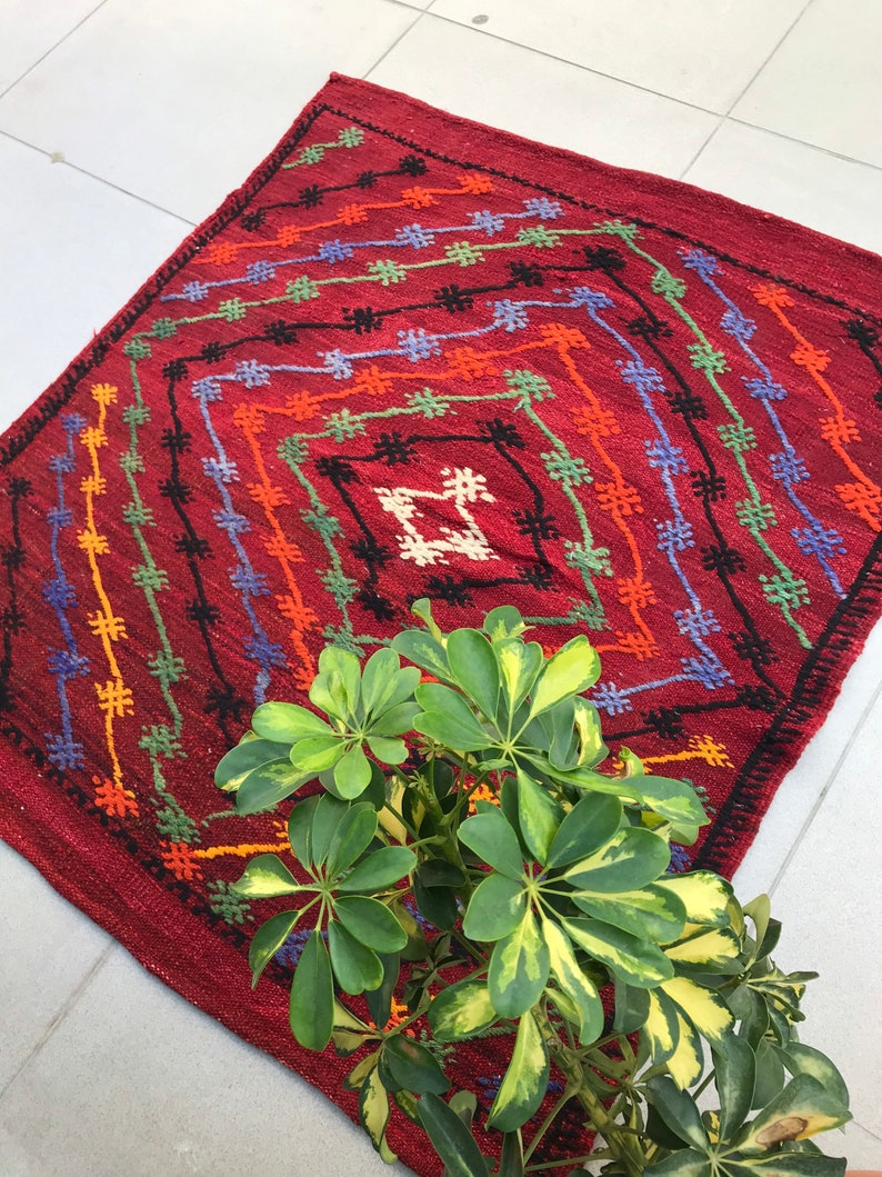 Red Tribal Kilim Rug 4x4 1940s Ethnic Sofrah Kilim Nomadic Kilim Art ...