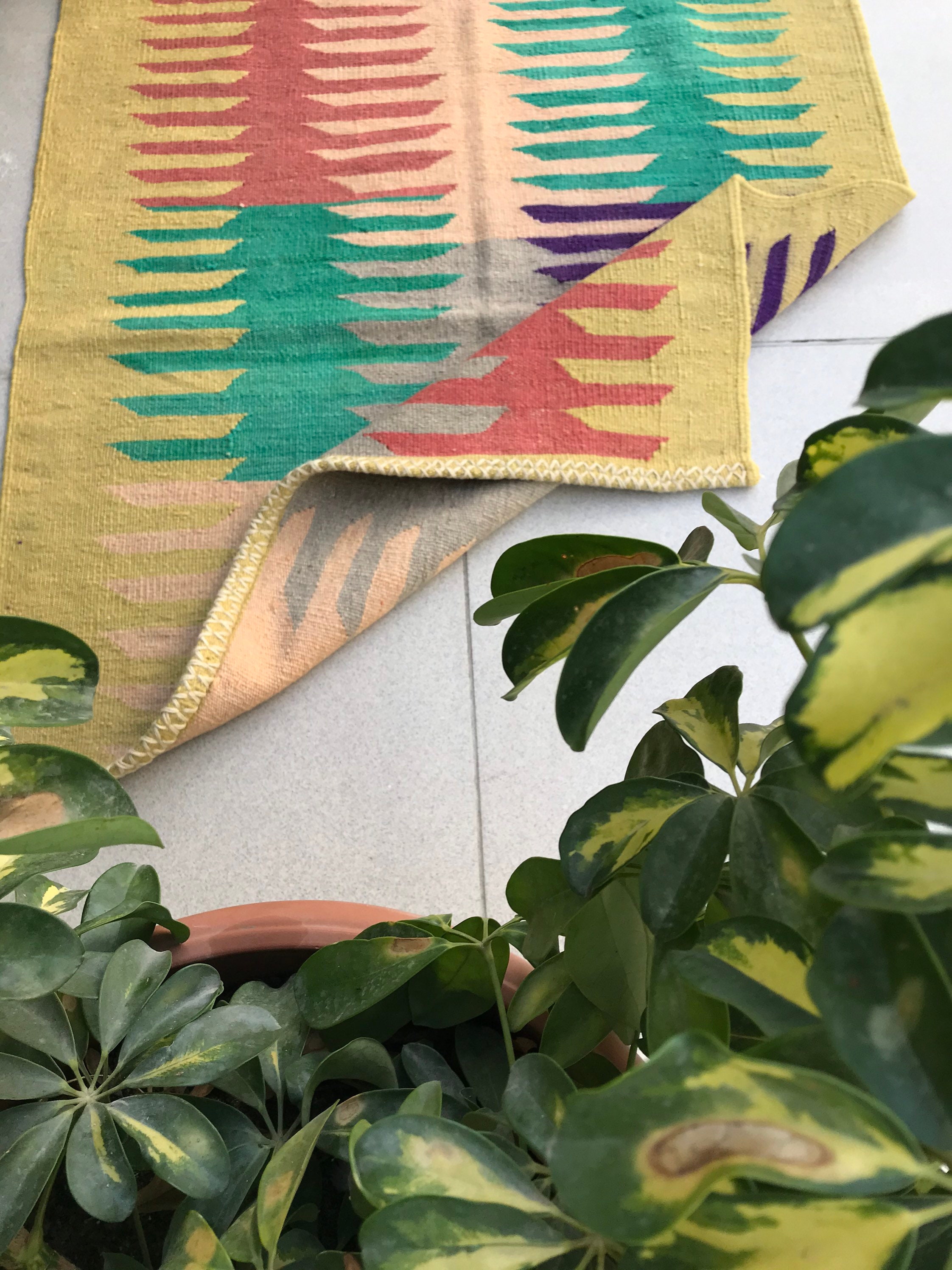 Vintage Turkish Sofrah Kilim Rug Native Tribal Small Kilim Rug ...