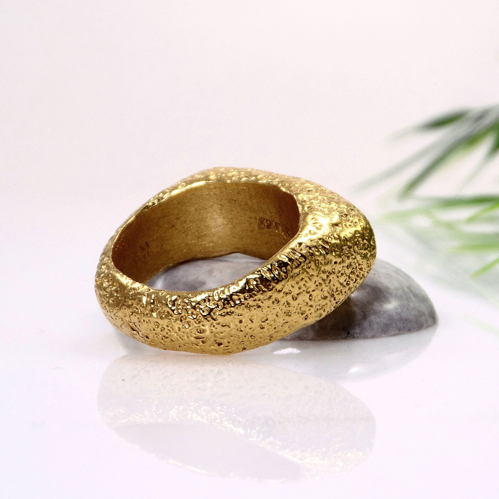 Rustic Minimalist Gold Ring Geometric Ring Simple Gold Ring | Etsy