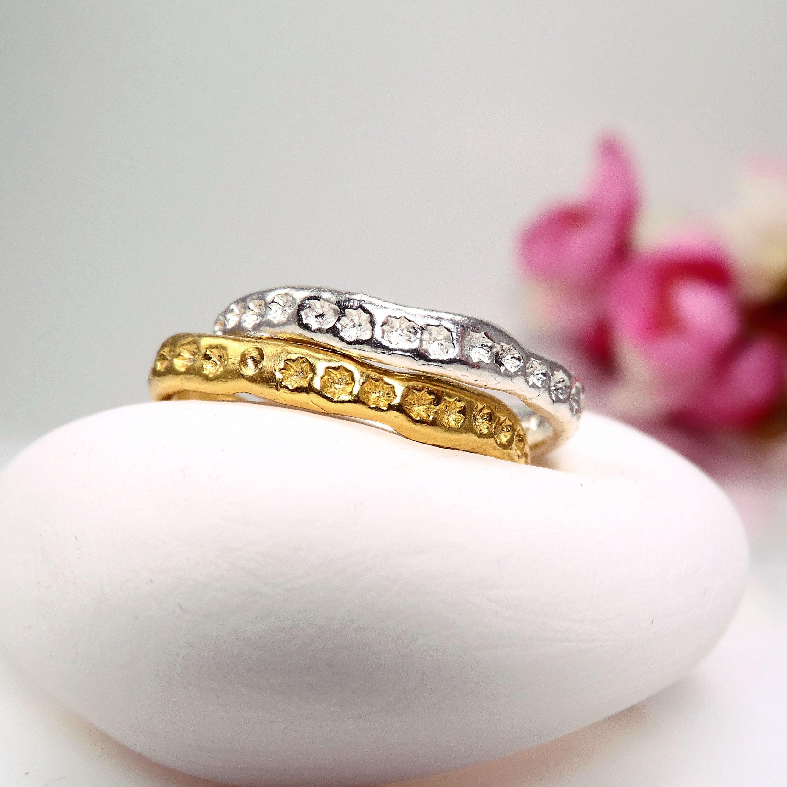 Dotted gold band ring for women Gold dot ring Dainty Stacking | Etsy