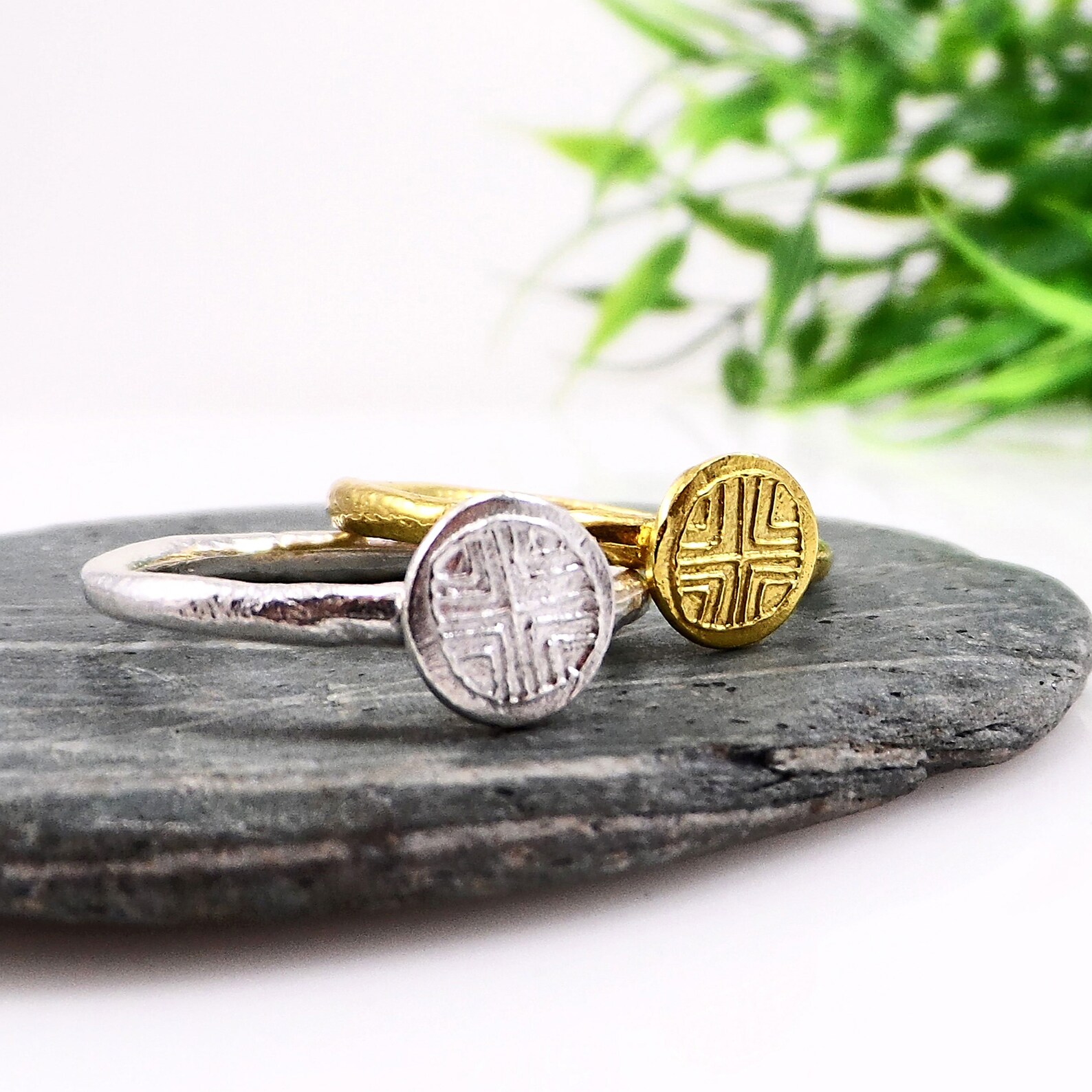Dainty Gold Disc Ring Tiny Geometric Cross Ring Dainty Boho - Etsy
