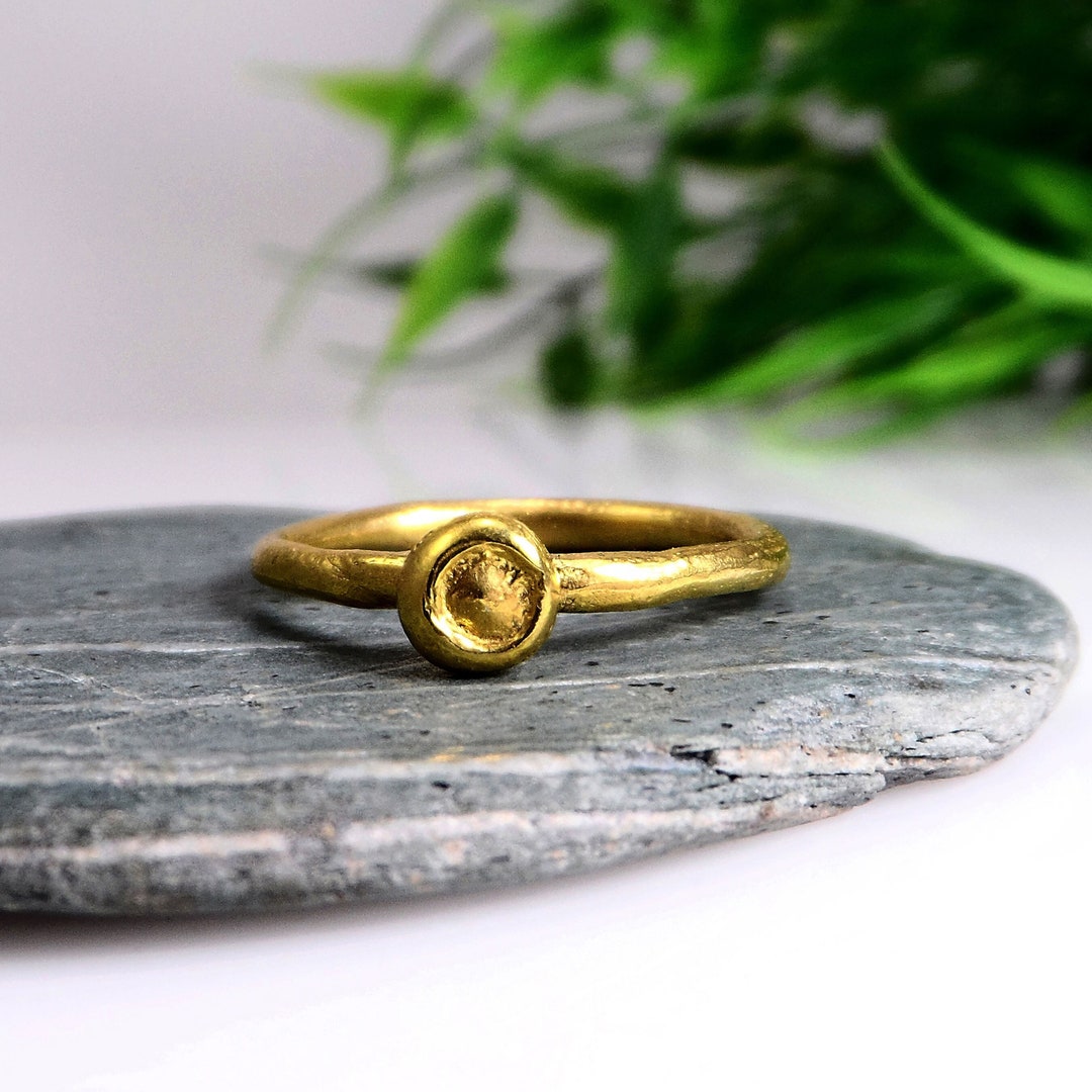 Dainty Gold Dot Ring Simple Minimalist Stacking Ring Delicate Tiny Ball ...