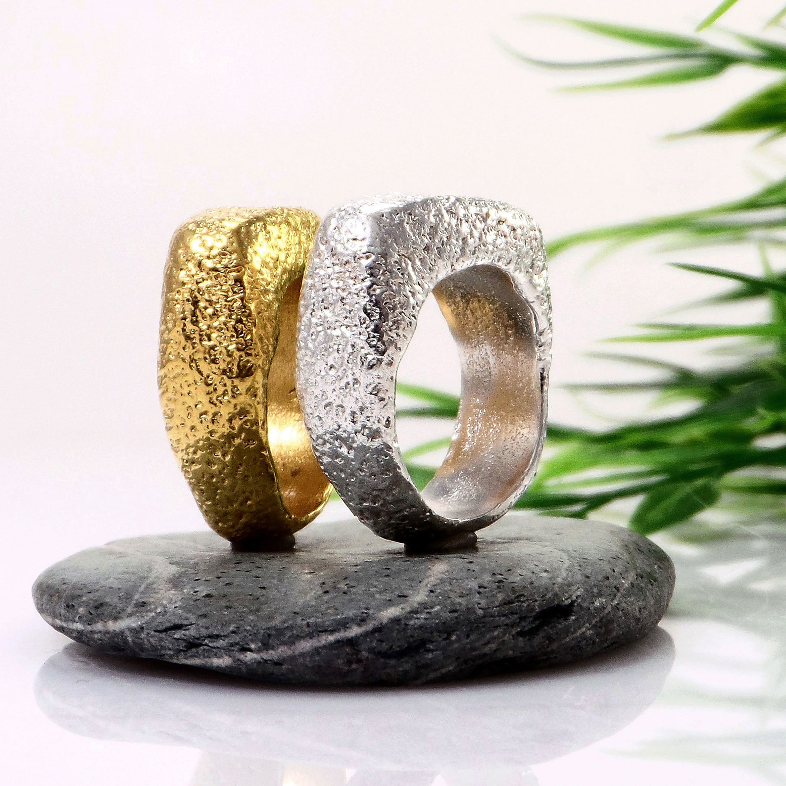 Rustic Minimalist Gold Ring Geometric Ring Simple Gold Ring | Etsy