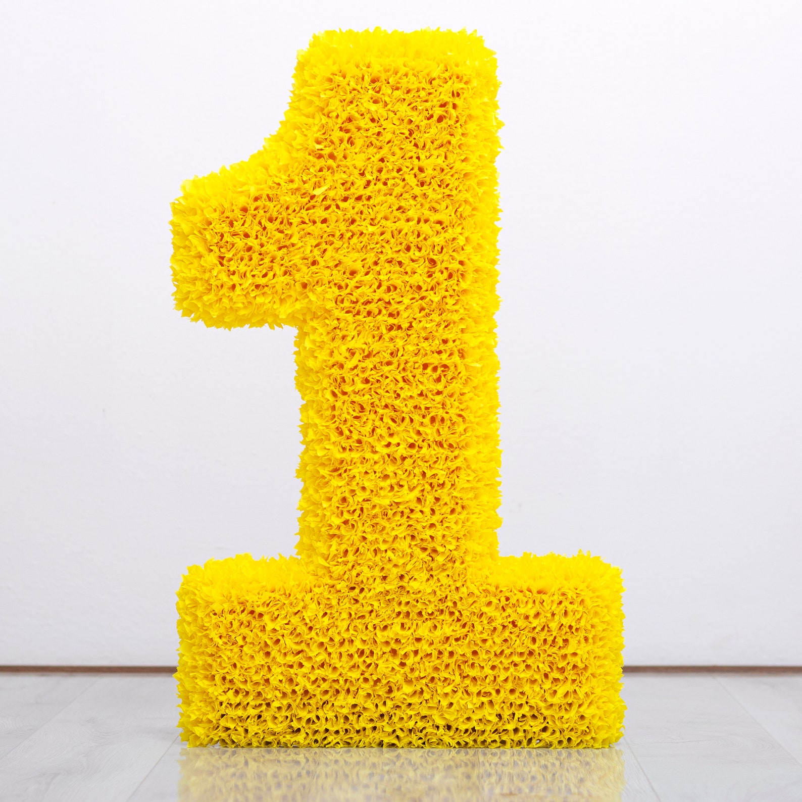 Tema amarillo lartge número uno | Etsy