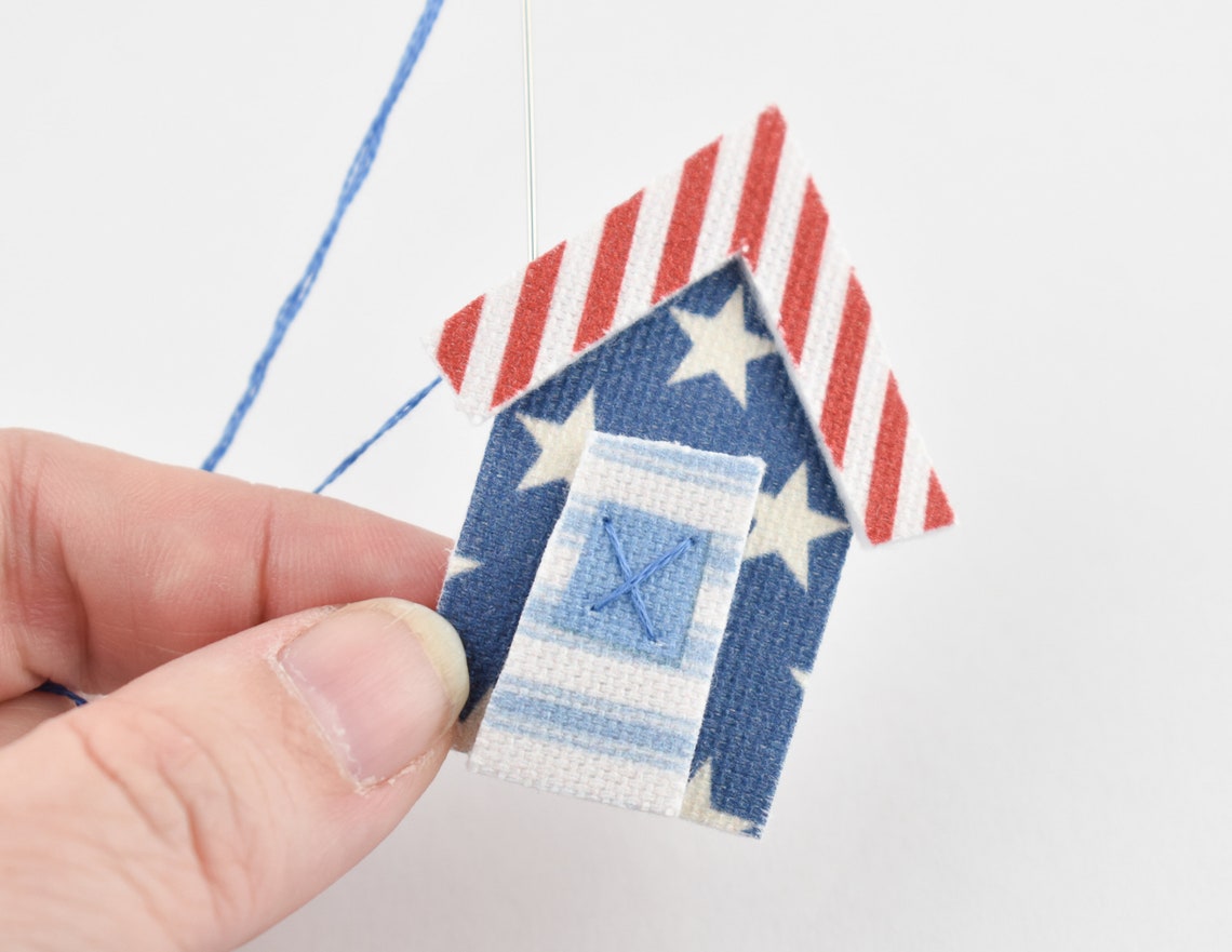 Beach Huts Hoop - Stitch a Cool Coastal Scene | Pattern and Panel Only ...