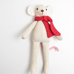 Merry the Christ-mouse - A Quality Sewing Pattern to Make a Loveable ...