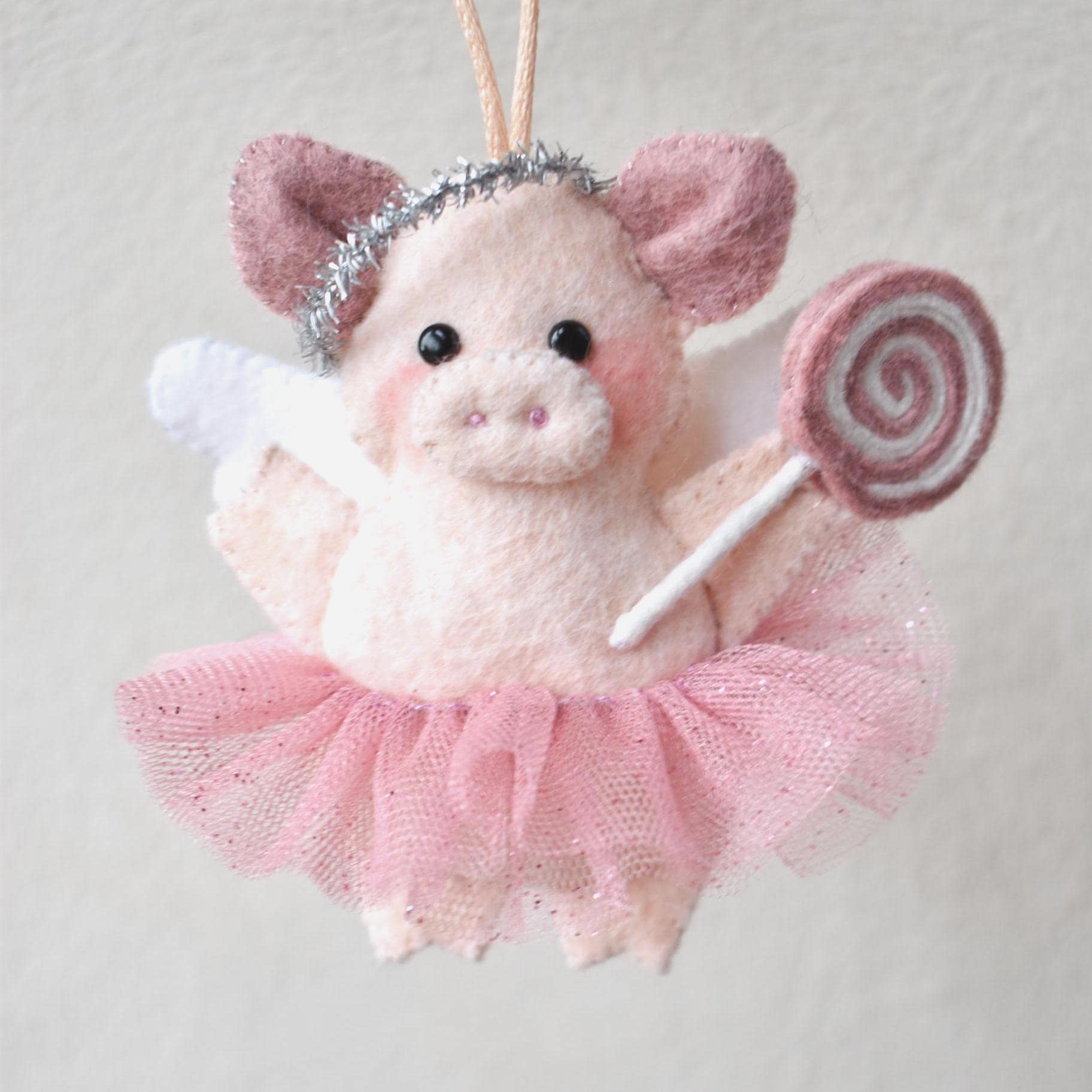 Felt Pigs PDF Sewing Pattern | 'tree' Little Pigs | Pigs in Blankets ...