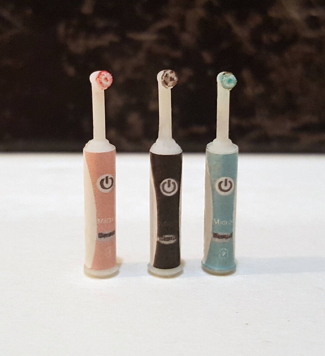 DIGITAL FILE Modern Doll House Miniature Toothbrush Toiletries 1.12 ...
