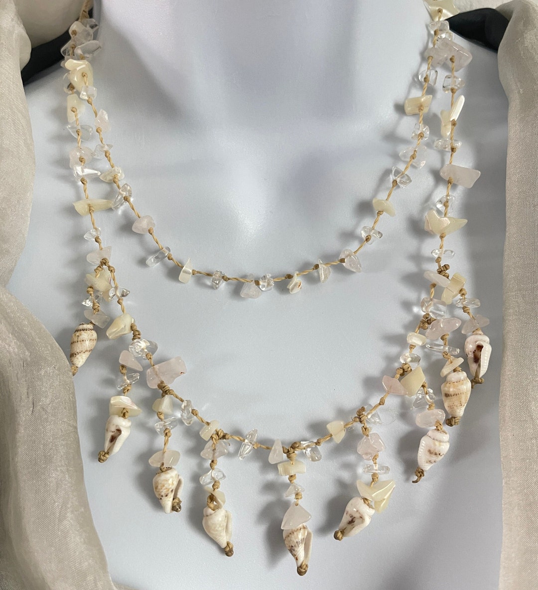 Beaded Shells Necklace White Beige Clear Shells Quartz Beads Necklace 3 ...