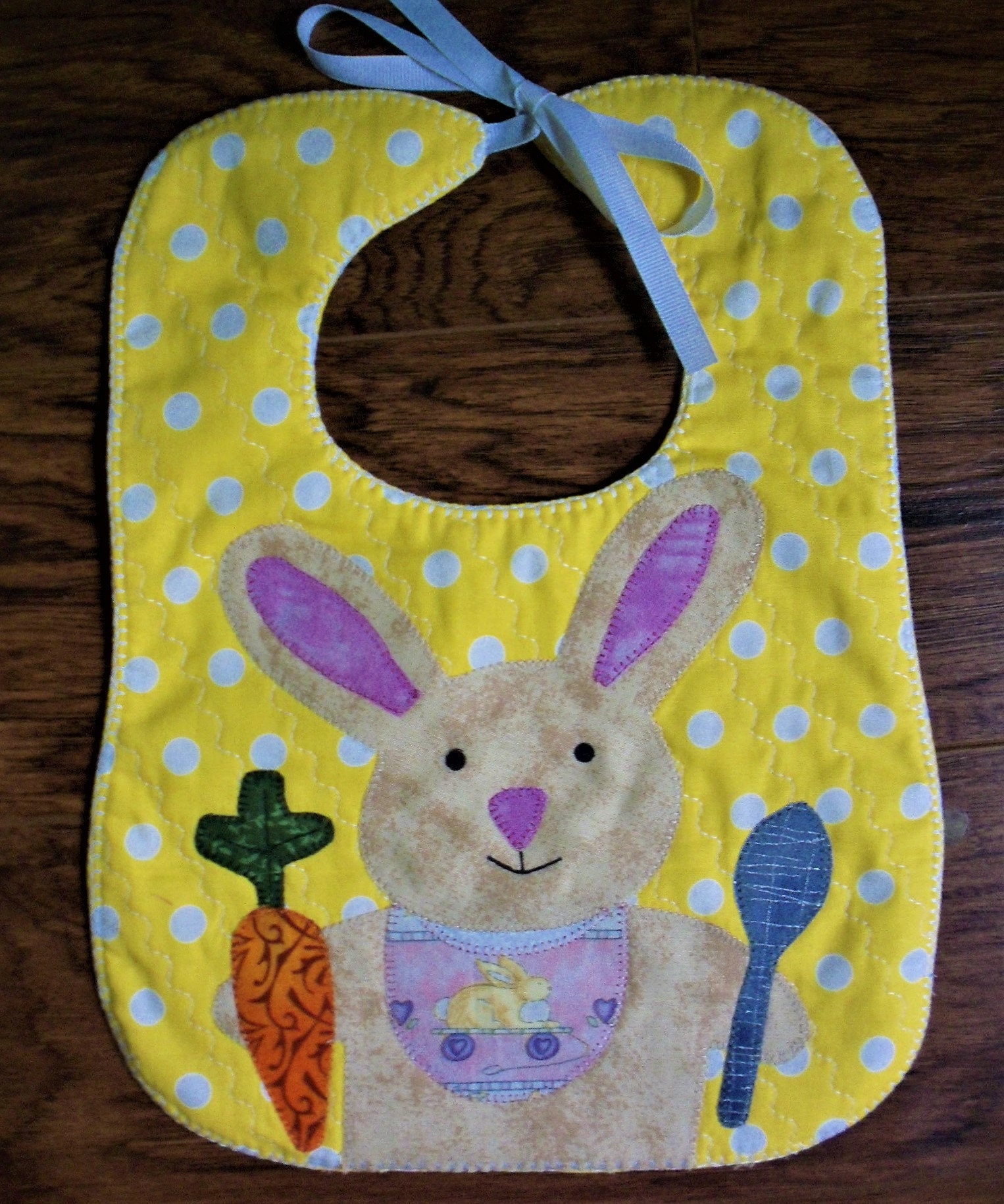 SET/9 BUNNY THEMED Bibs - Etsy