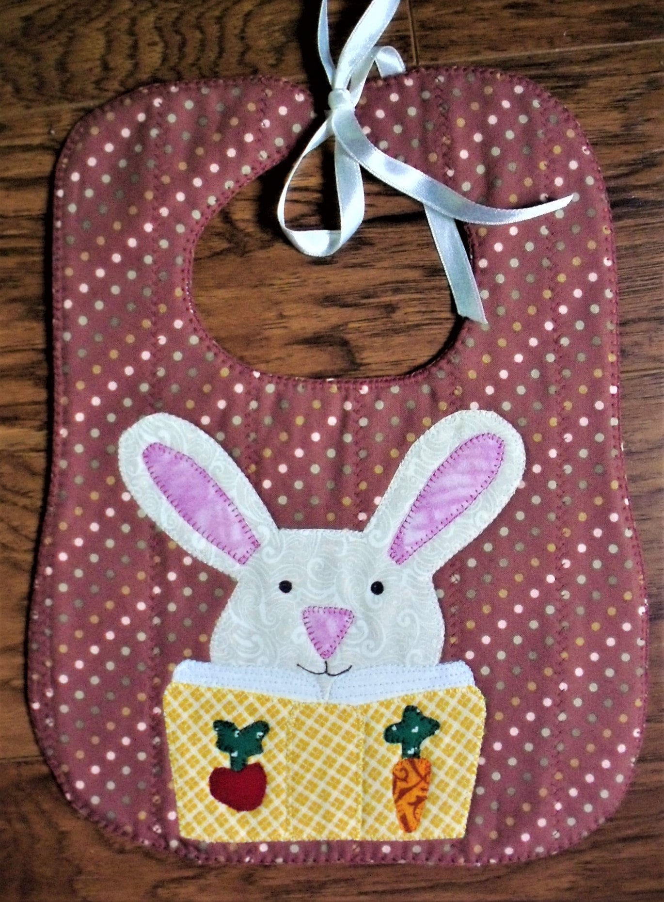 SET/9 BUNNY THEMED Bibs - Etsy