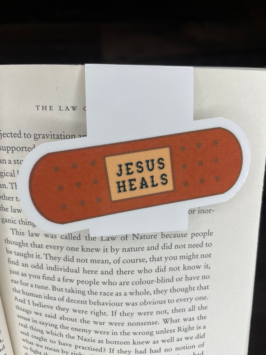 Jesus Heals | Christian Magnetic Bookmark | Inspirational Bookmark ...