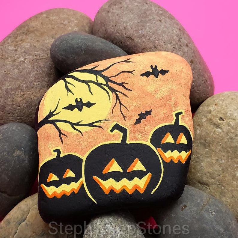 Downloadable Spooky Night Painted Rock Tutorial - Etsy
