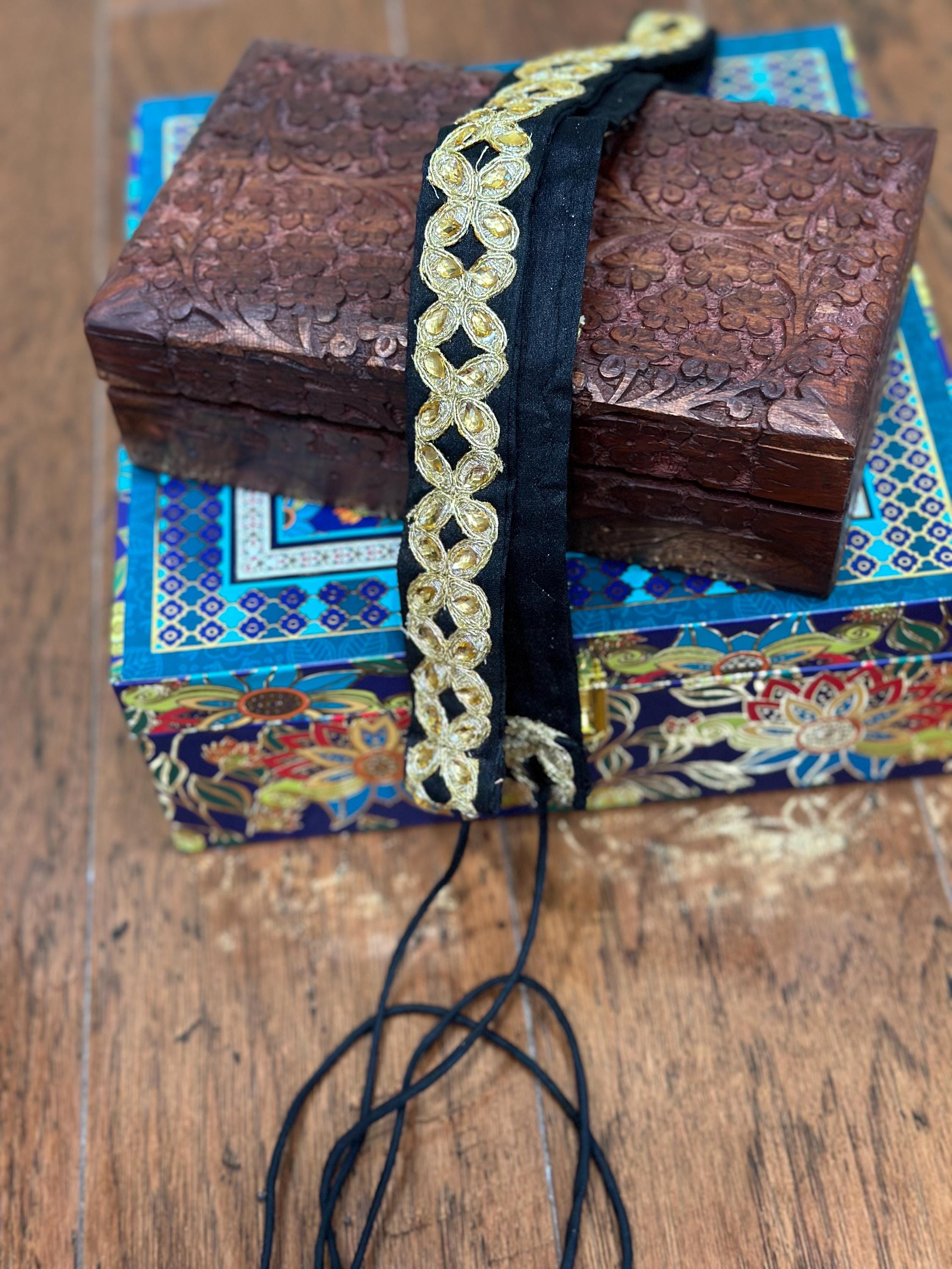 Maggam Work Waistbelt | Vaddanam| Vadiyanam| Saree Belt| Sabyasachi ...