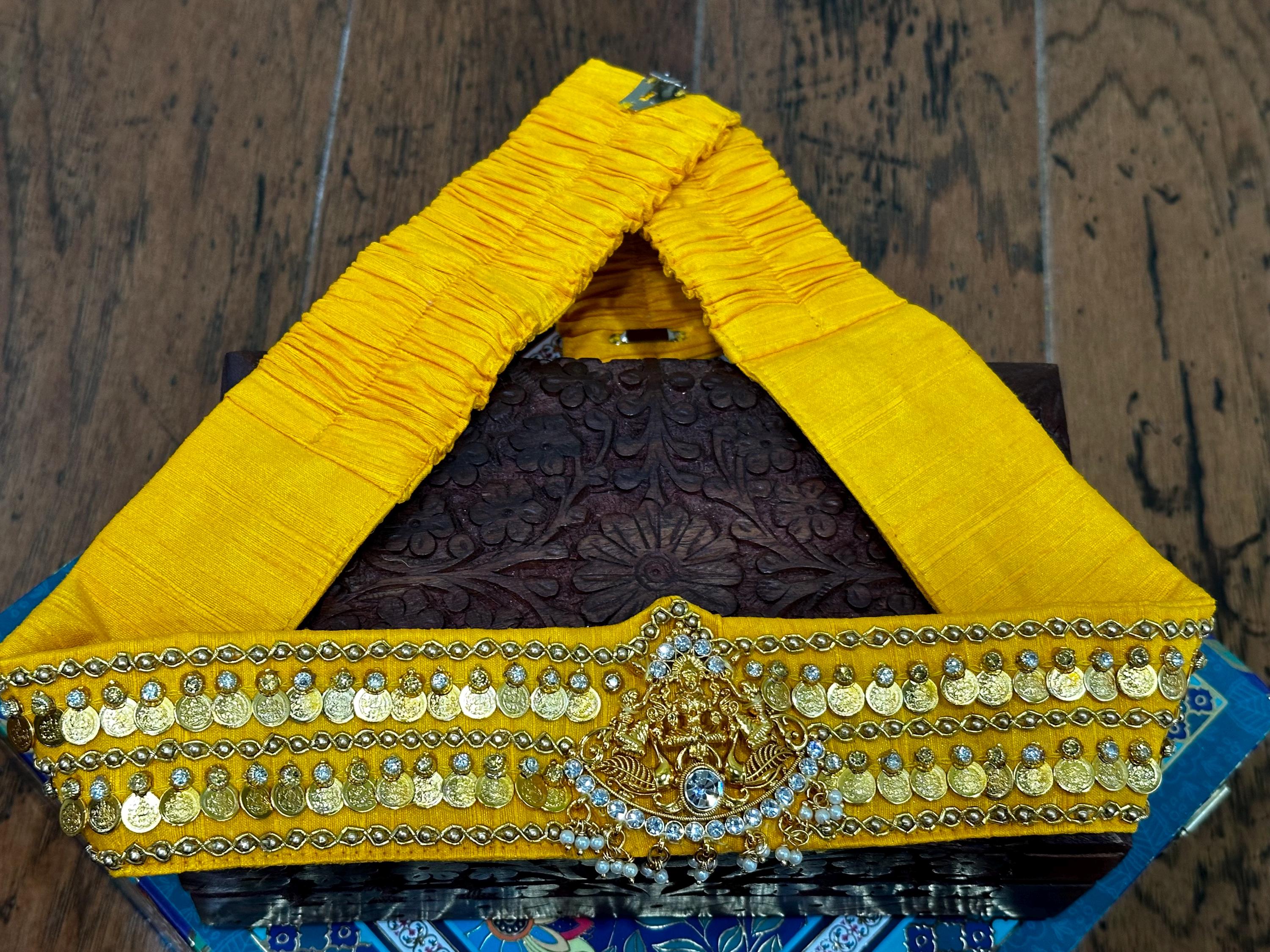 Maggam Work Waistbelt | Vaddanam| Vadiyanam| Saree Belt| Sabyasachi ...