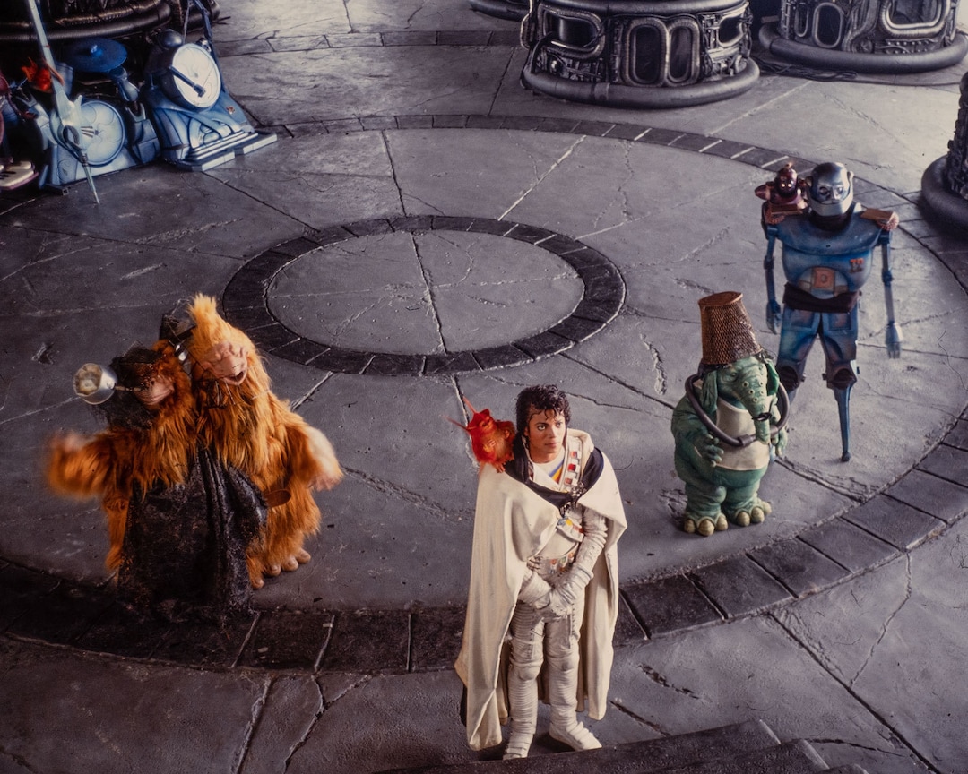 Michael Jackson in Disney's Captain Eo 16x20 Metal Print, Spaceship ...