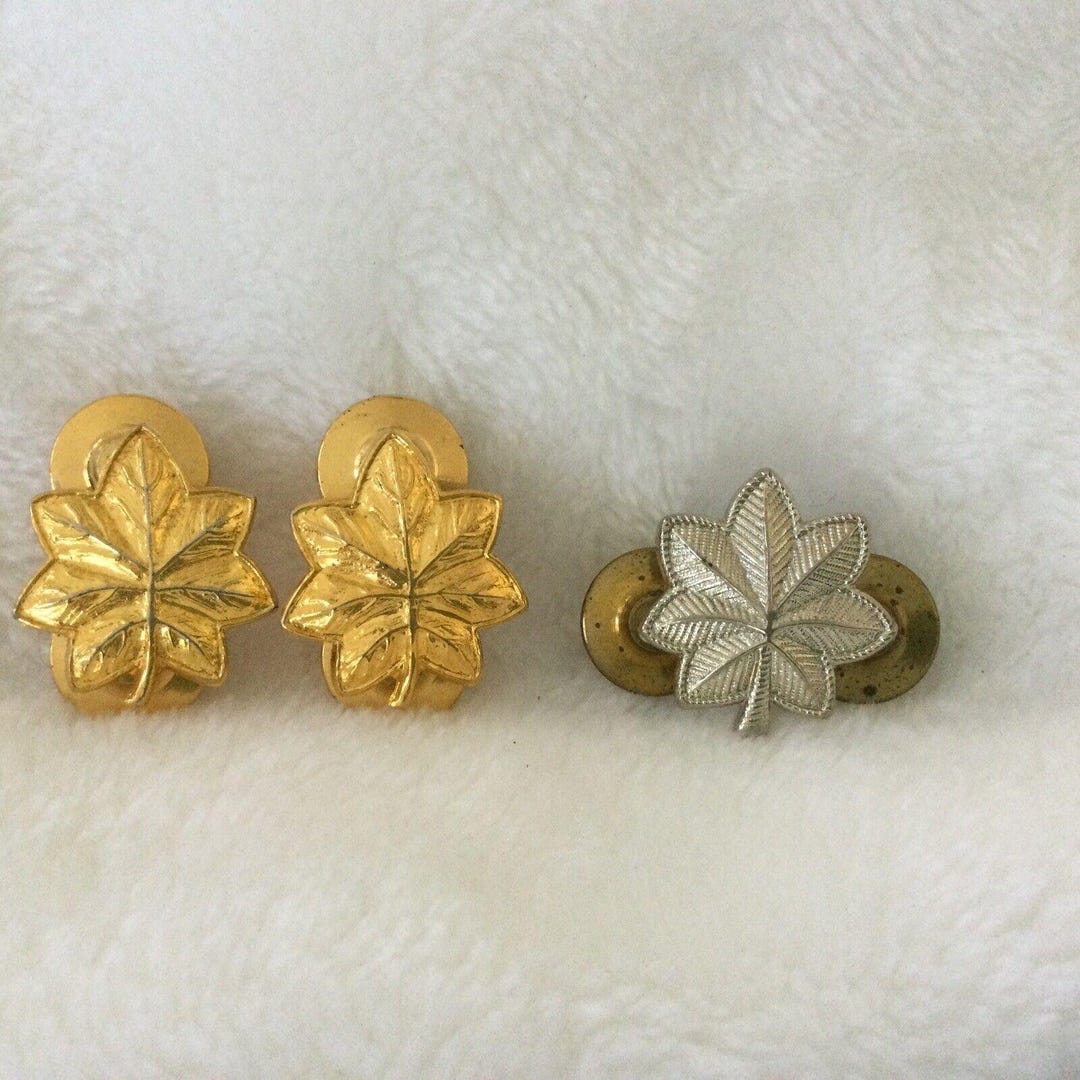 U.S. Military Police Gold Tone Oak Leaf Rank Insignia Pin Vintage Set 2 ...