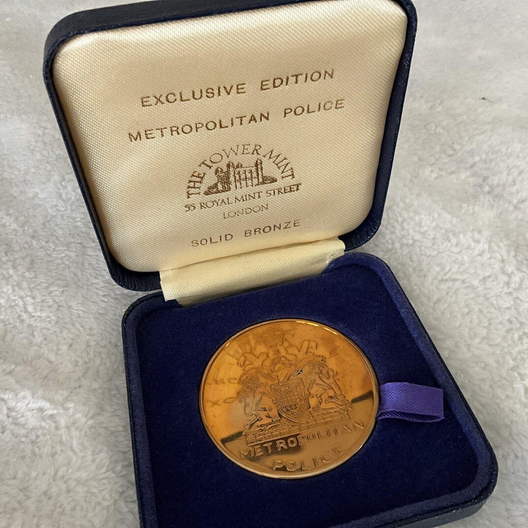 The Tower Mint Exclusive Edition Metropolitan Police Bronze Coin ...