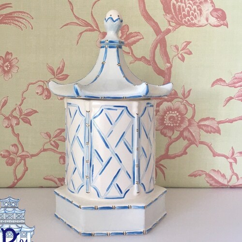 Chinoiserie Style Pagoda Ginger Jar in Blue and White Ceramic - Etsy