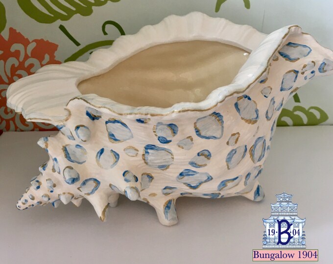 Ceramic Conch Shell Figurine and Cachepot, Hand Painted Blue and White ...