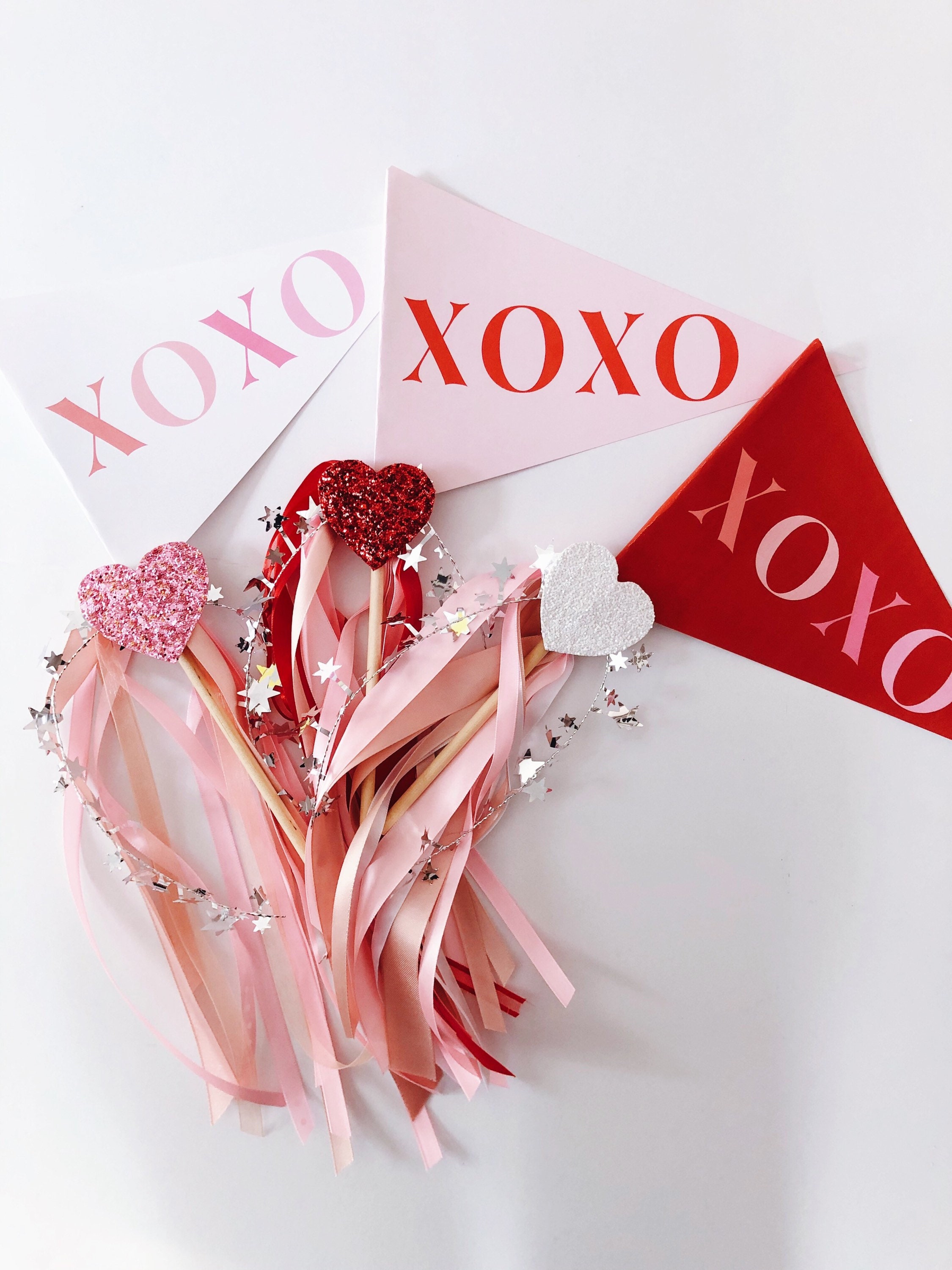 Valentine's Day Pennant Flag Printables // Valentine Flags - Etsy