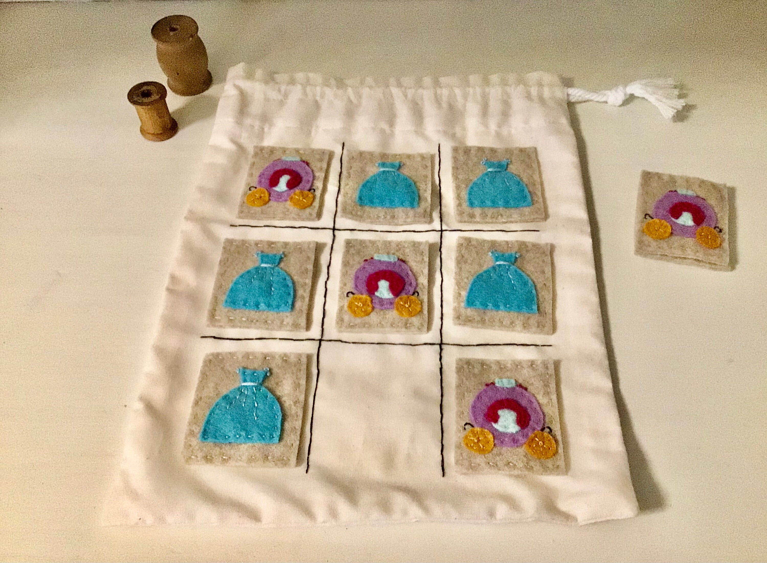 Tic Tac Toe Game. Princess Theme. Mini Felt Pieces With Storage Bag. - Etsy