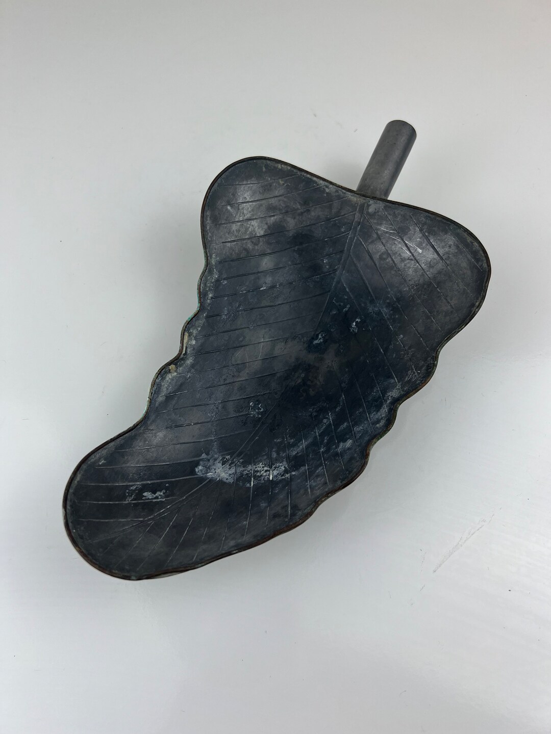 Vintage Made in Hong Kong Leaf Shaped Scooper Scoop Handmade Vintage ...