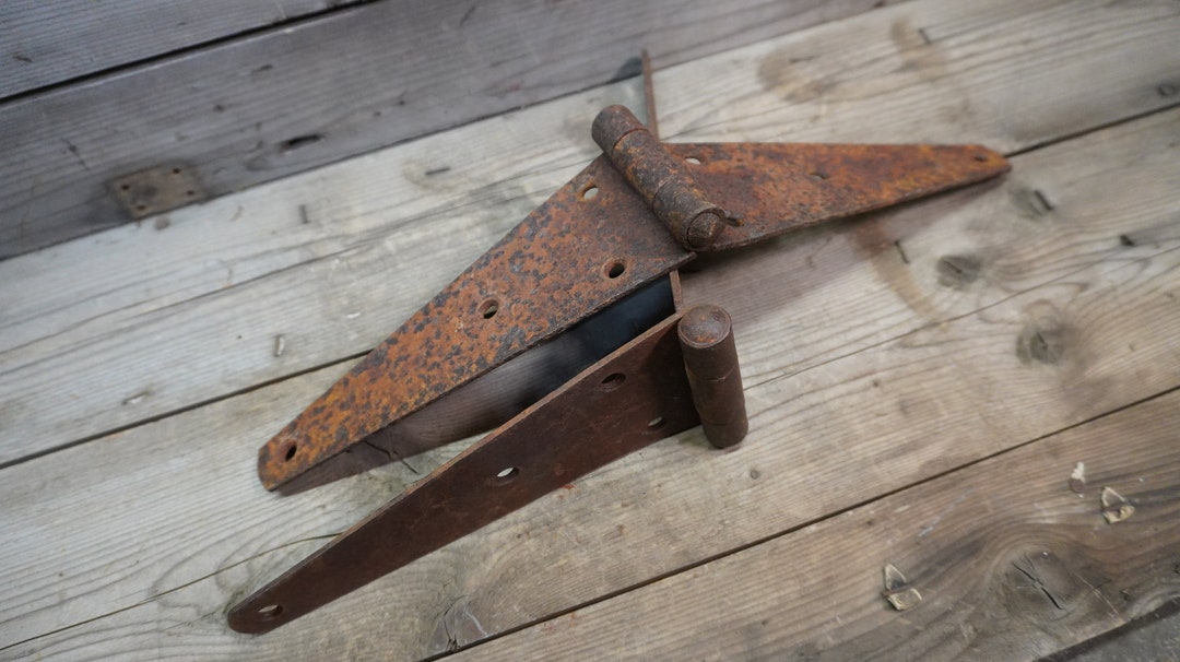 Rusty Hinge (15.5"), Vintage Hinges, Barndoor Hardware, Salvaged - Etsy